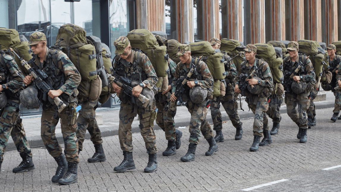 Deze Defensie-baan betaalt tot €7.450 per maand – en is zwaar onderschat