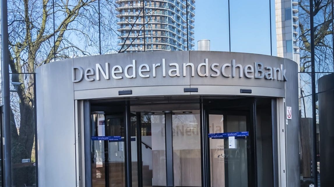 DNB slaat alarm over opmars AI: ‘het is code oranje’